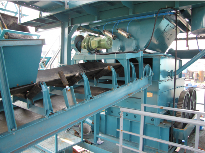 2 Aggregate Hoppers Asphalt Recycling Equipment , Asphalt Drum Mixing ...